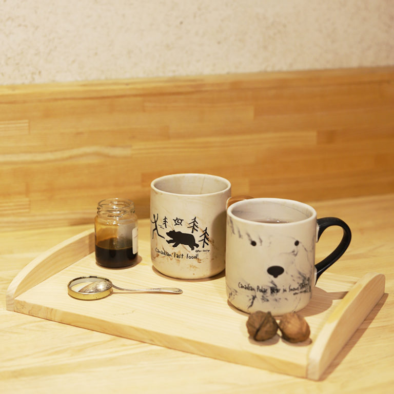 Plateau grand format en bois massif - OWO Créations